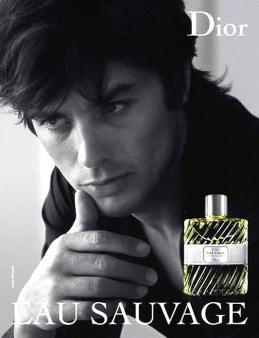 Alain Delon protagonista de la campaña de Eau Sauvage Perfum de Dior ...